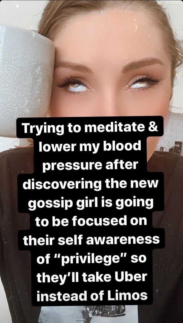 Lauren Southern Trying To Hide Her "O" Face | Scrolller