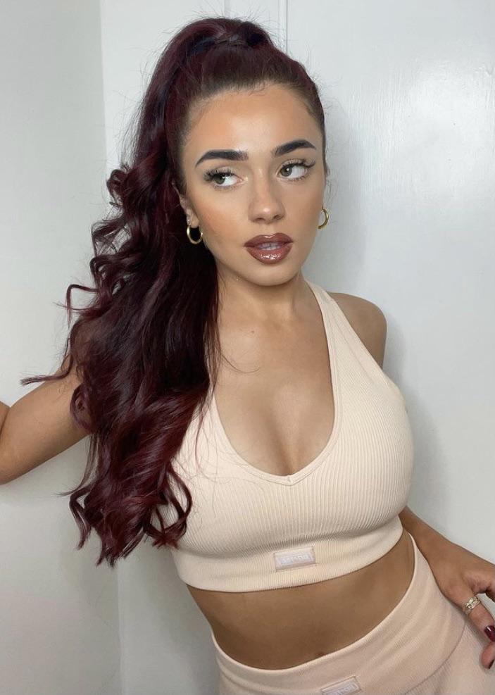 Leah is top tier | Scrolller