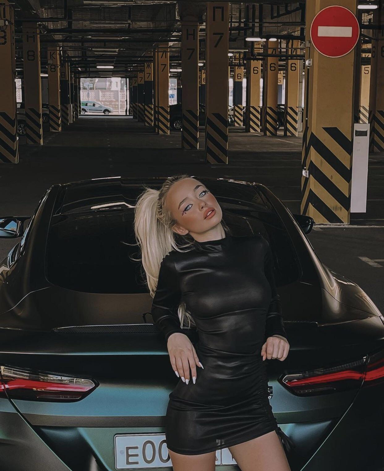 Lean Back | Scrolller