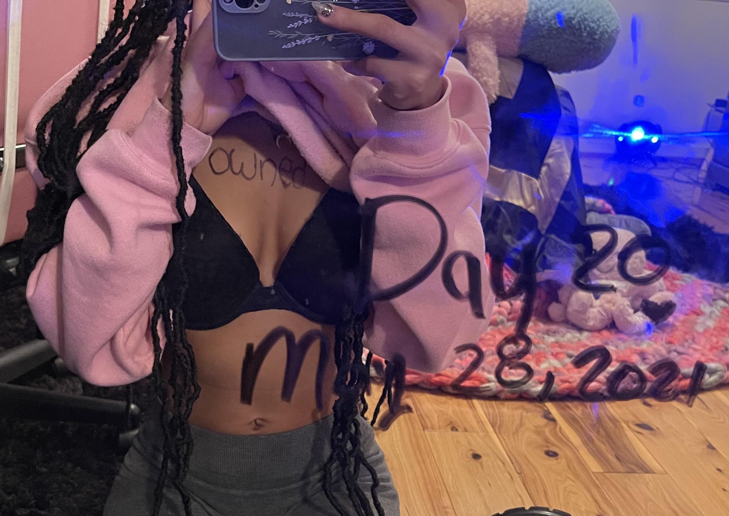 Learning to be more positive about daddy’s property. Everyone is beautiful! | Scrolller