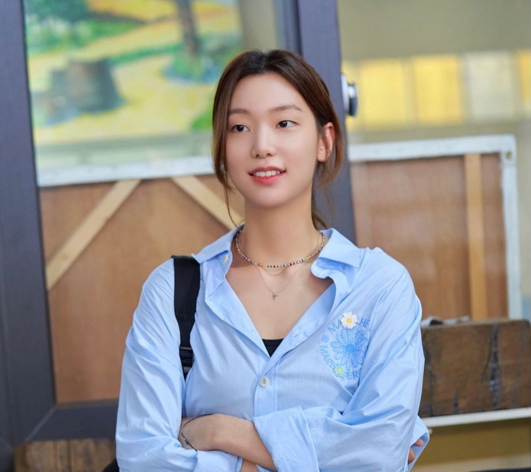 Lee Ho-Jung | Scrolller