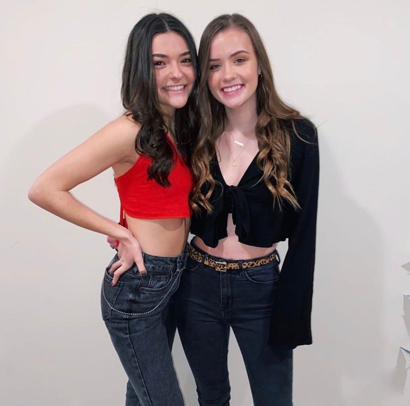 left or right? (explain your choice) | Scrolller