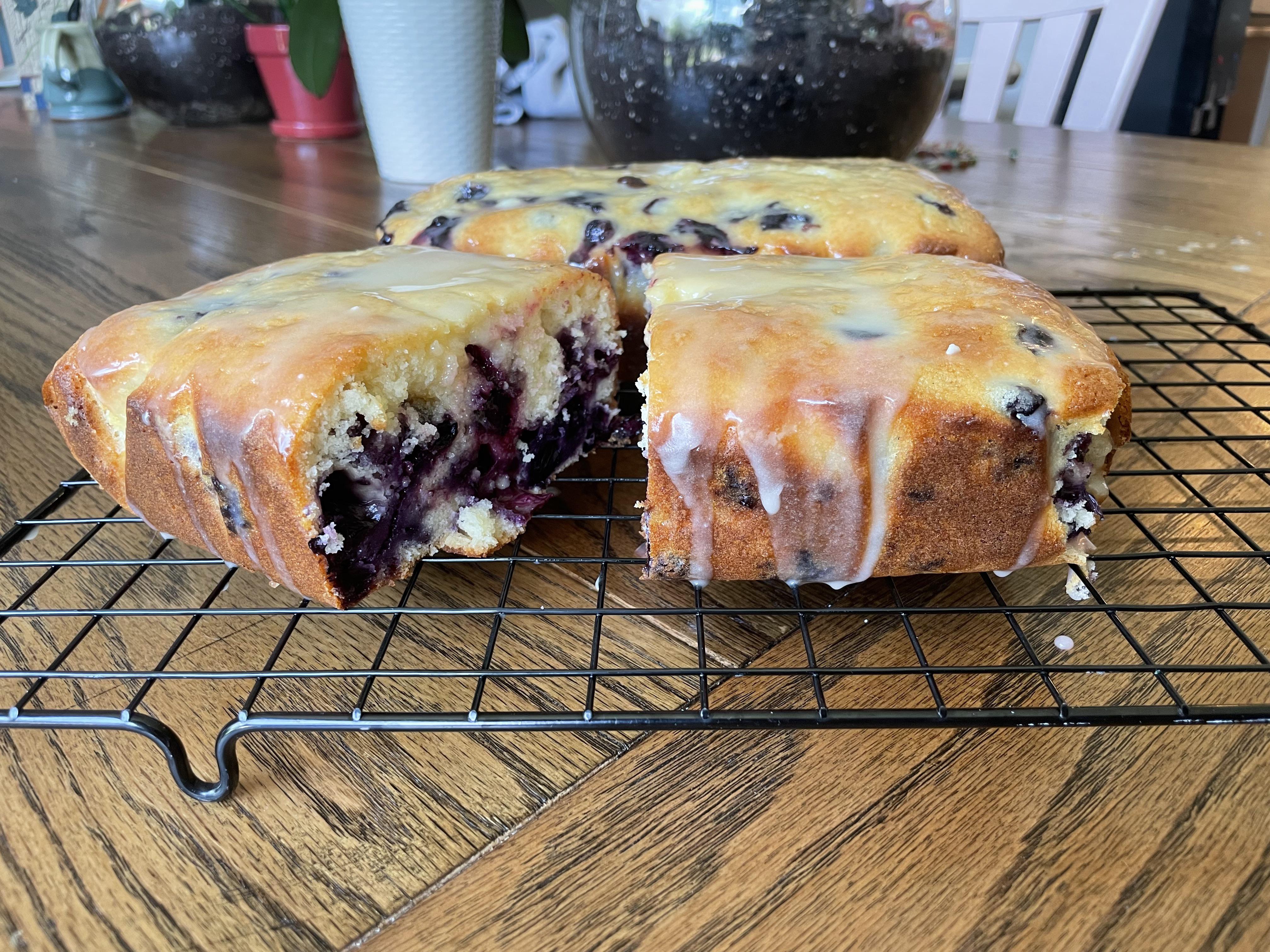 Lemon Blueberry Loaf with Lemon Glaze | Scrolller