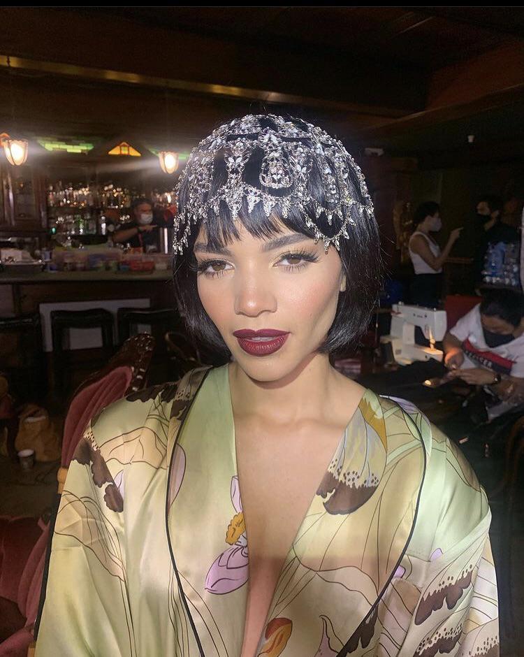 Leslie Grace should take off that robe. | Scrolller