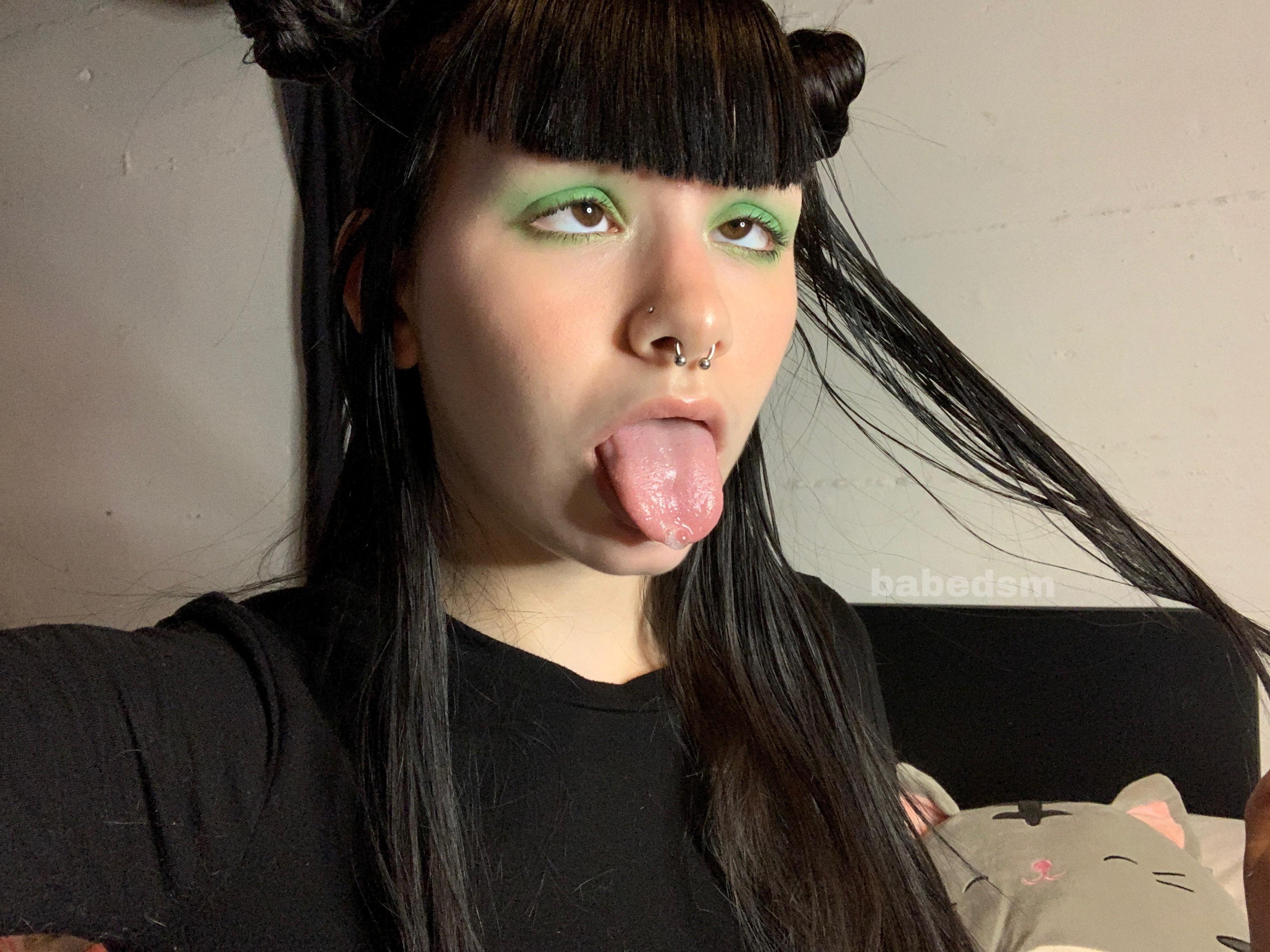 Let me drool on your cock? | Scrolller