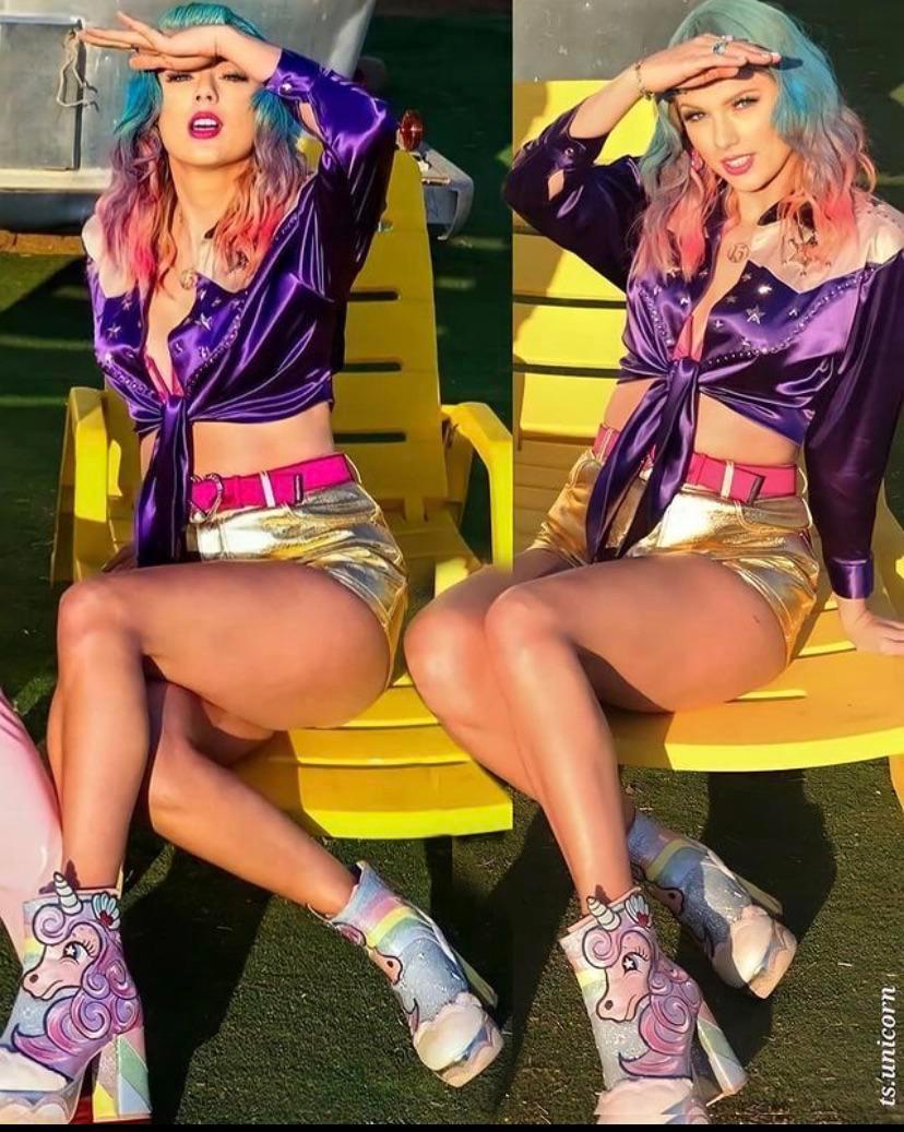 Let me suck your dick to Taylor Swift music videos | Scrolller