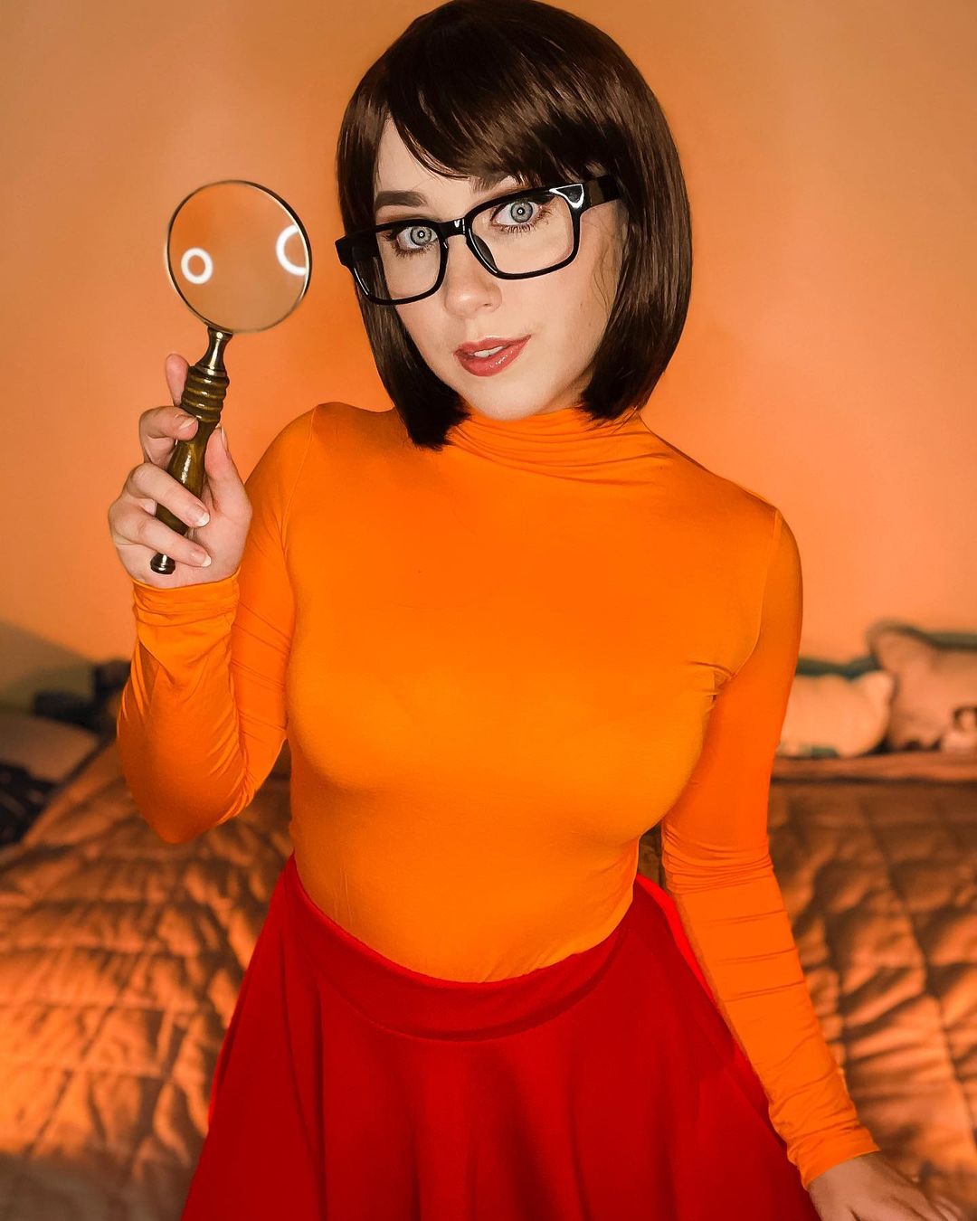 Let’s go solve some mysteries together🧡 | Scrolller