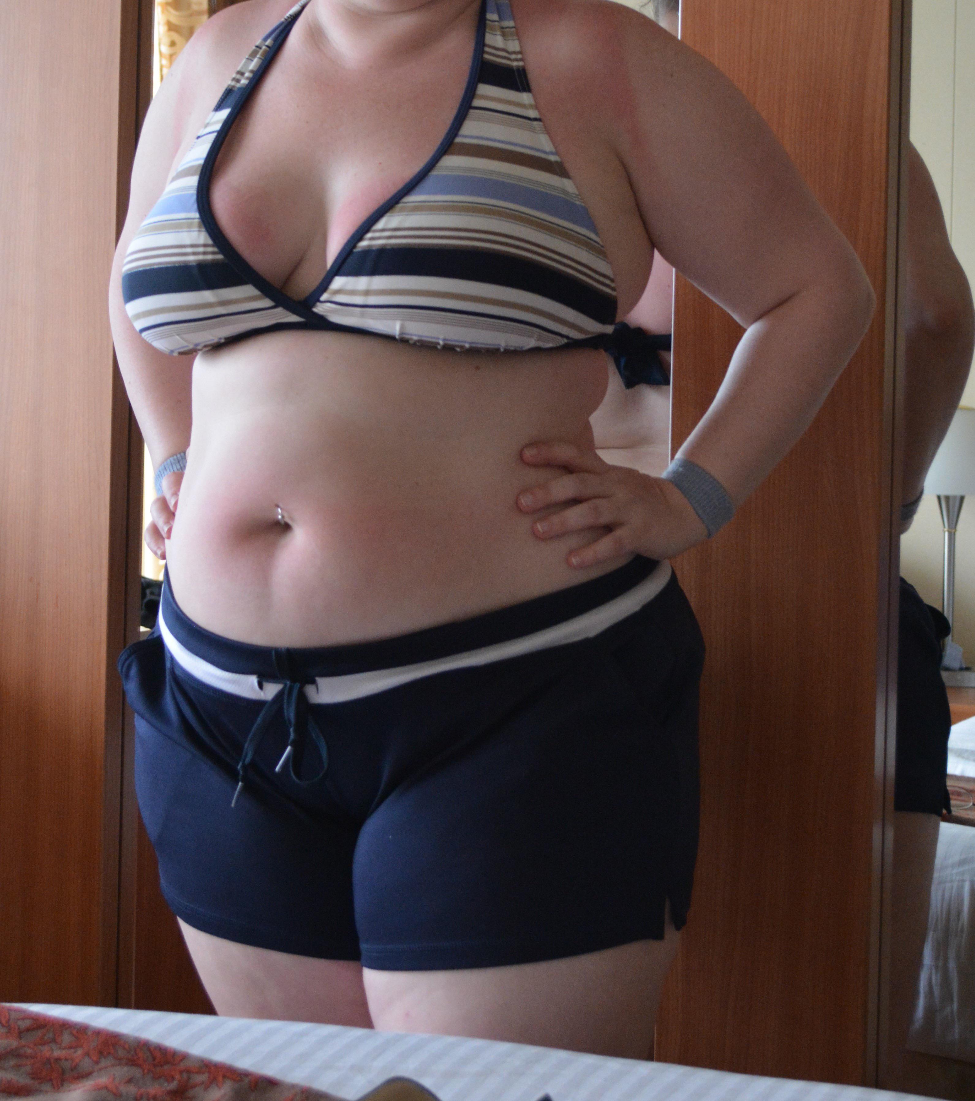 Let's get wet (oc) | Scrolller