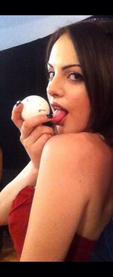 Licking a ball | Scrolller