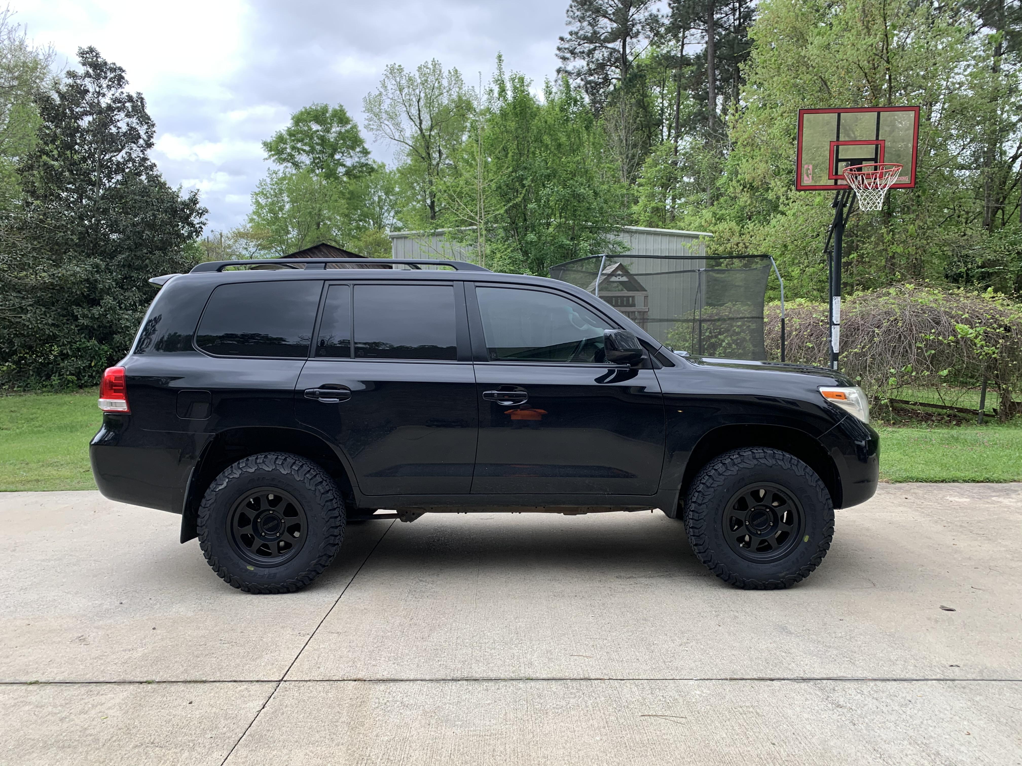 Lift wheels and tire installed | Scrolller