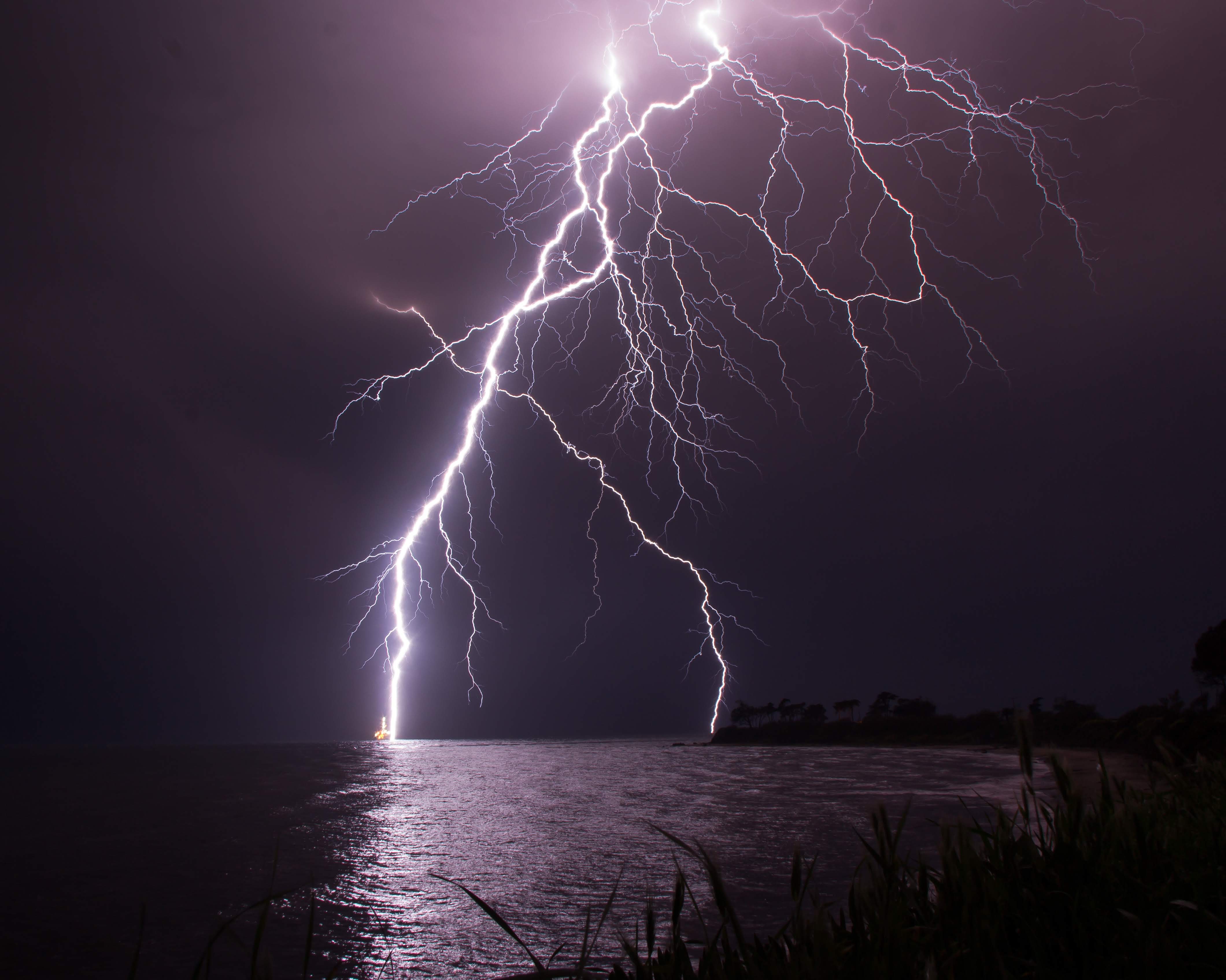 Lightning nearly strikes Platform Holly | Scrolller