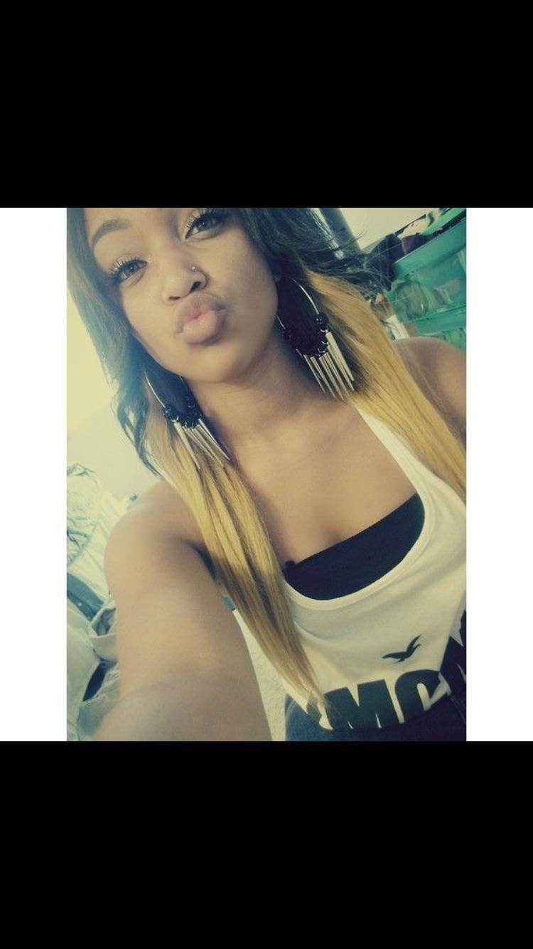 Lightskin Pout 👀 | Scrolller