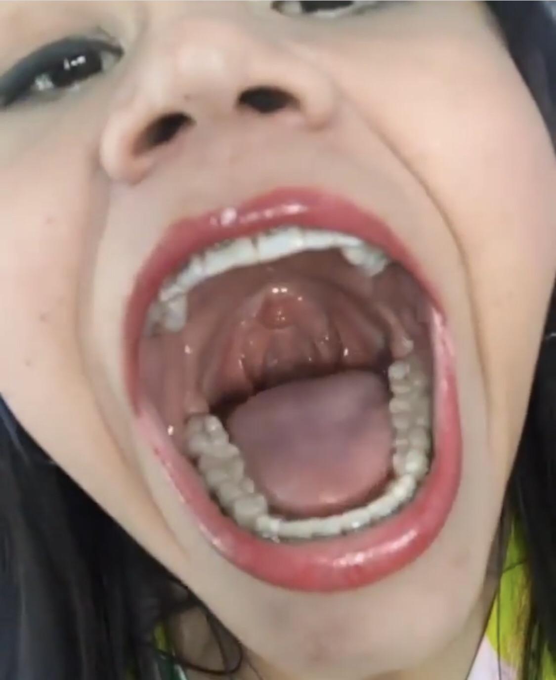Like girls with big mouth? Check out our page! | Scrolller