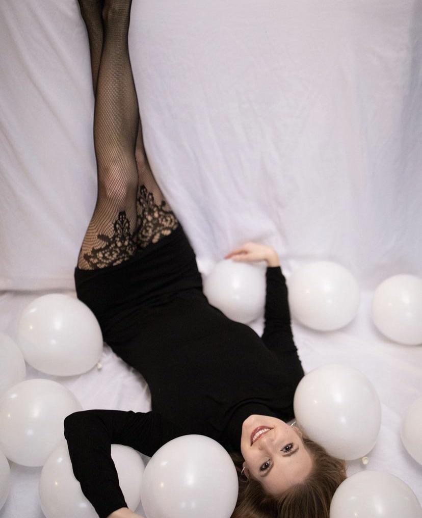 Like me on my back, legs up? | Scrolller