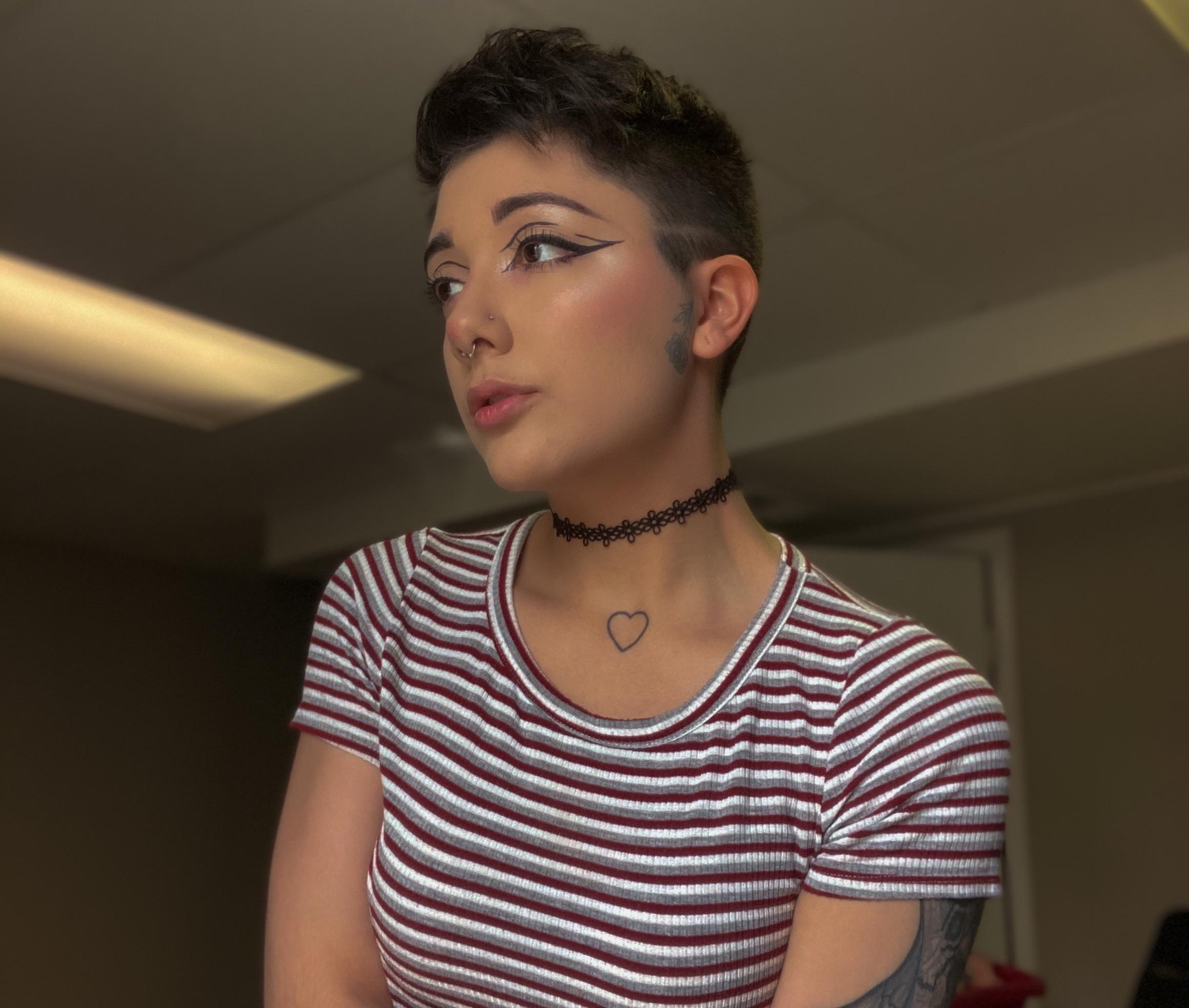 Like my makeup? | Scrolller