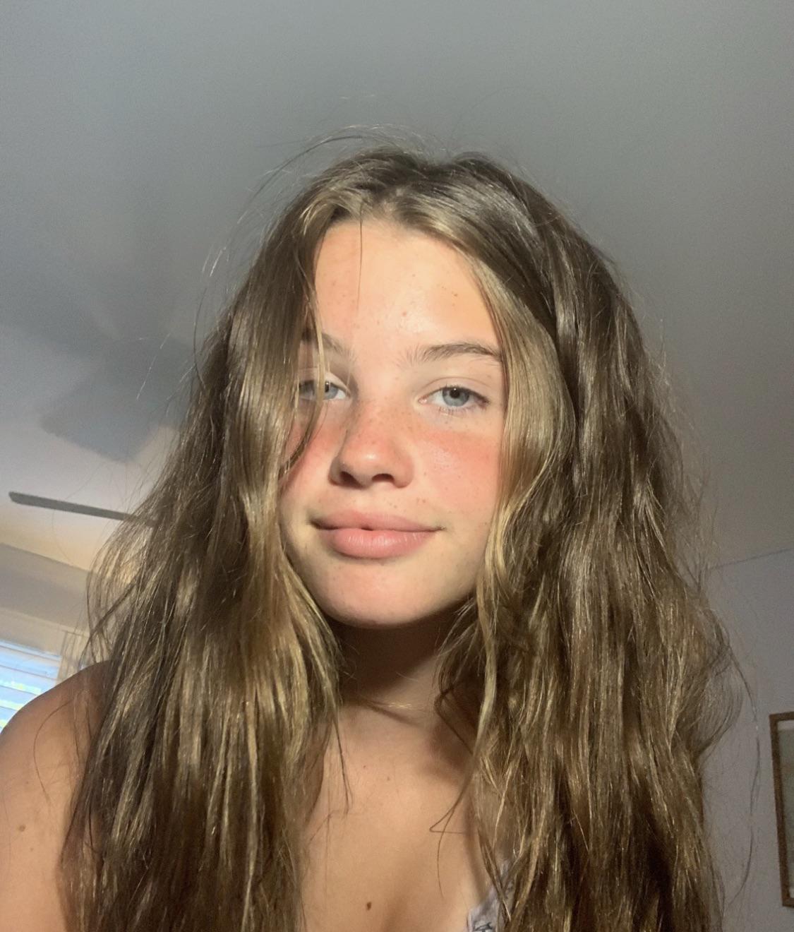 Like my sister? (19) | Scrolller