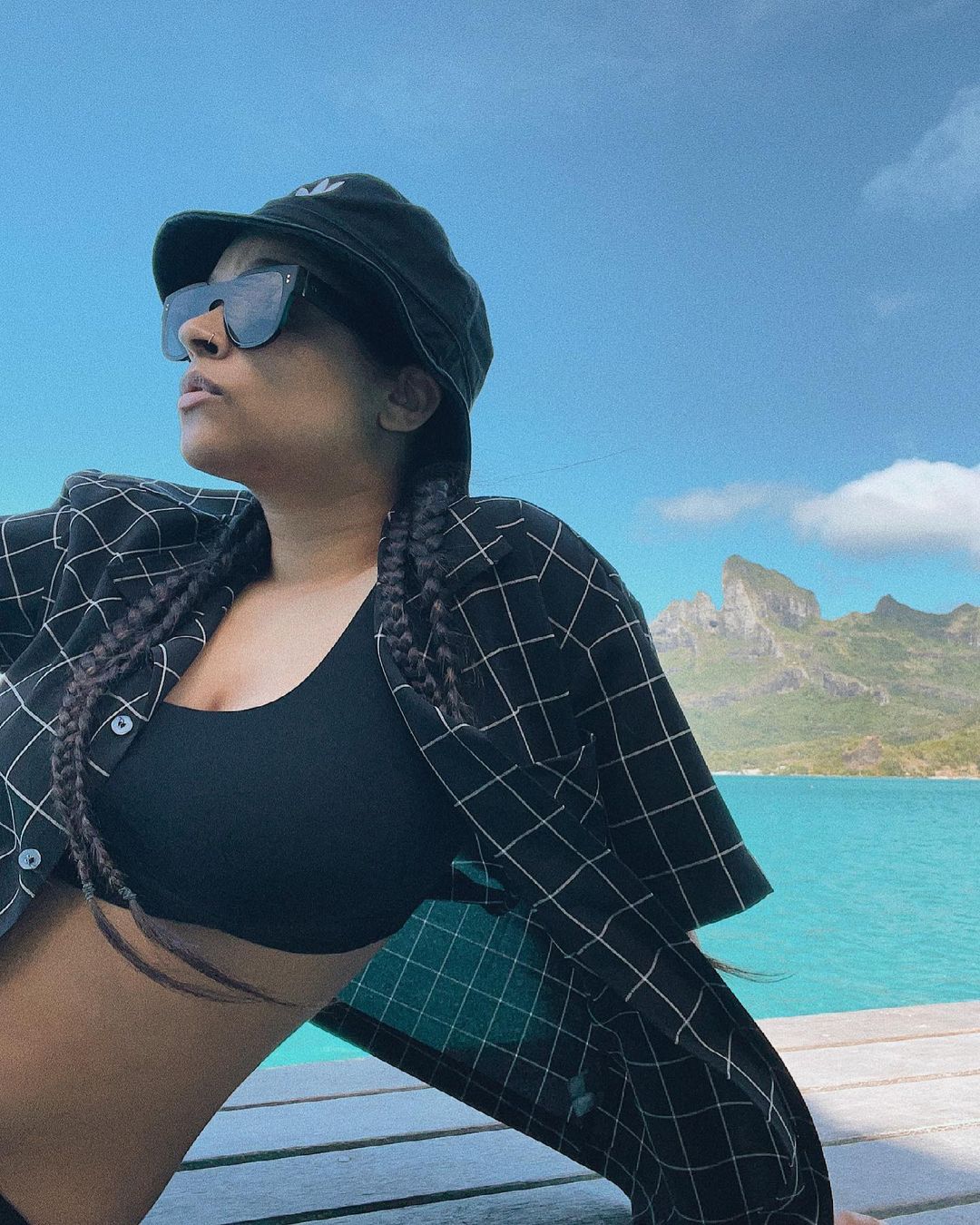 Lily Singh | Scrolller