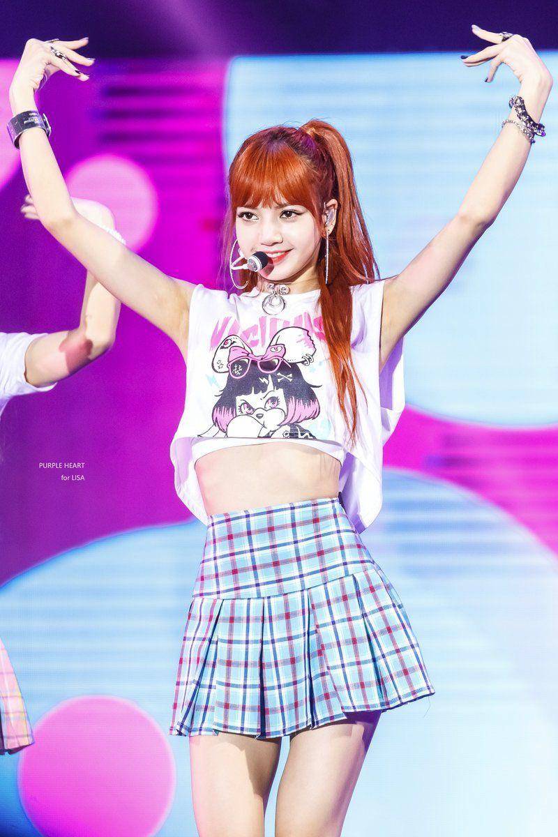 Lisa - Blackpink | Scrolller