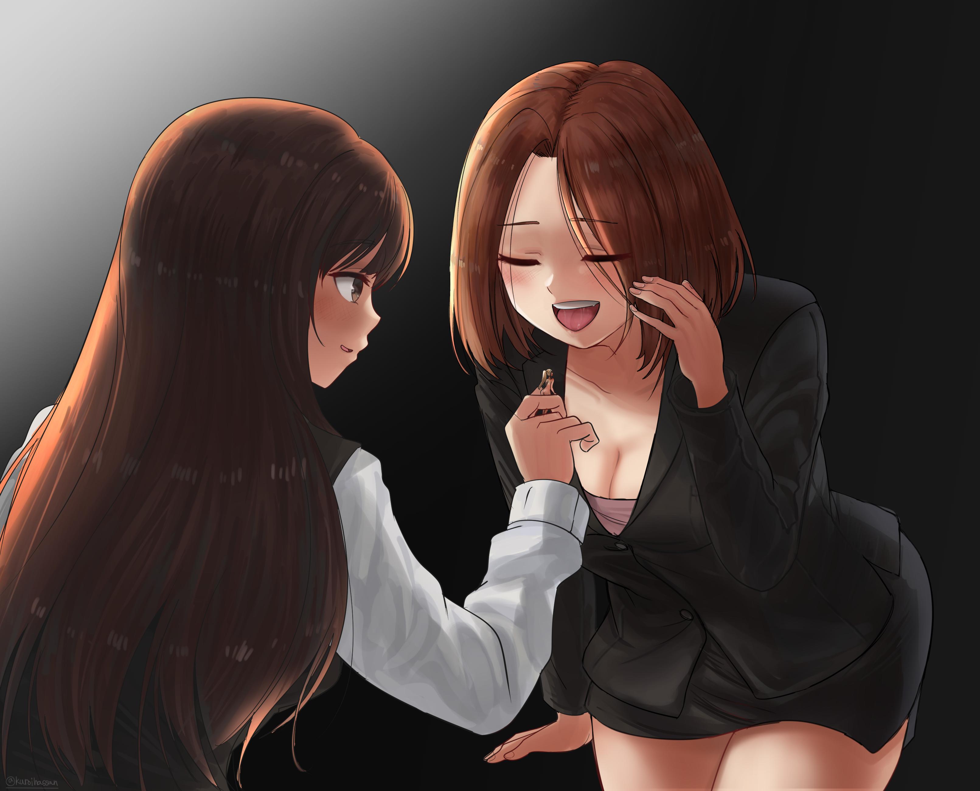 Little Bite (by @kuroihassan) | Scrolller