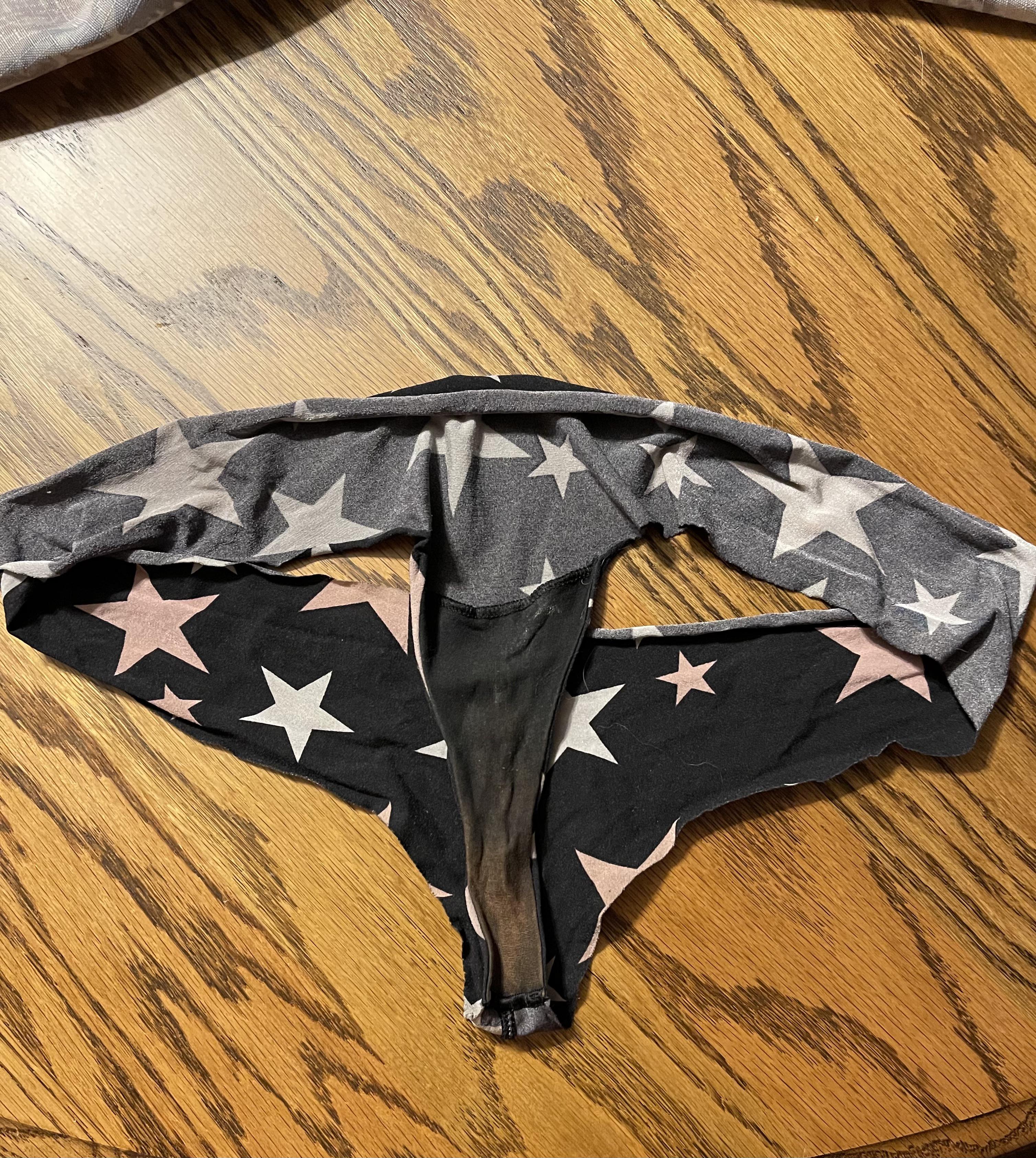 Little sisters dirty gym and work thong | Scrolller