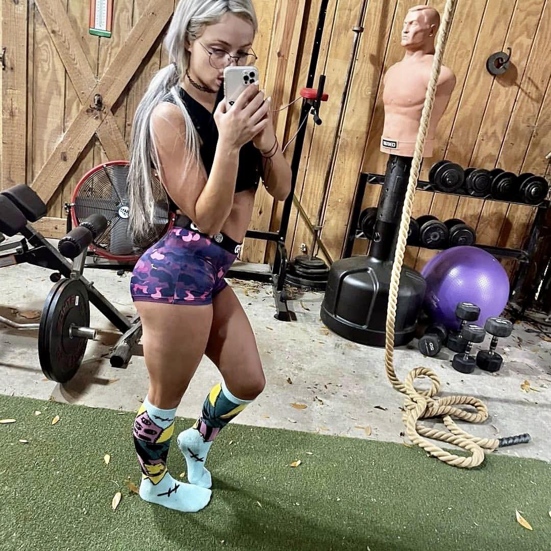 Liv Morgan | Scrolller