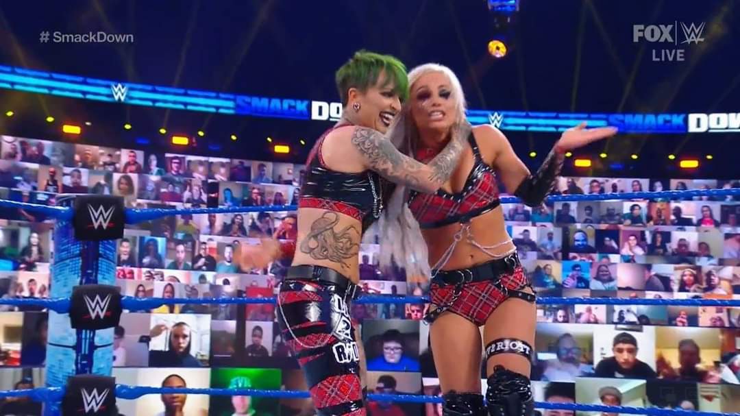 Liv Morgan And Ruby Riott Perfect For A Threesome | Scrolller