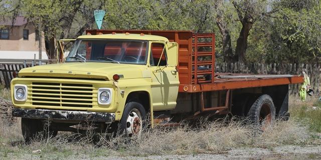 Load Me Up Boys! Encino, New Mexico | Scrolller
