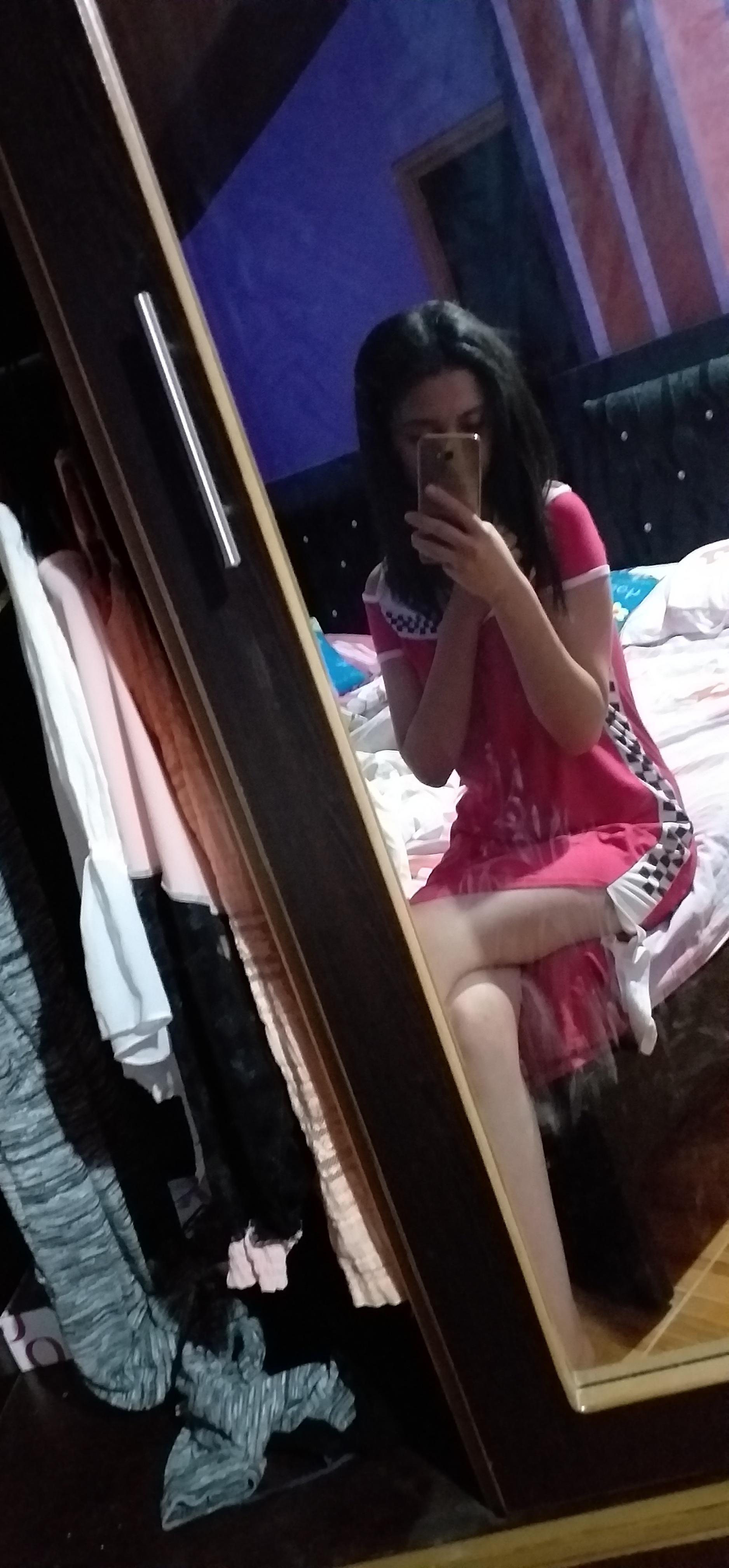 lonely 🙁 | Scrolller