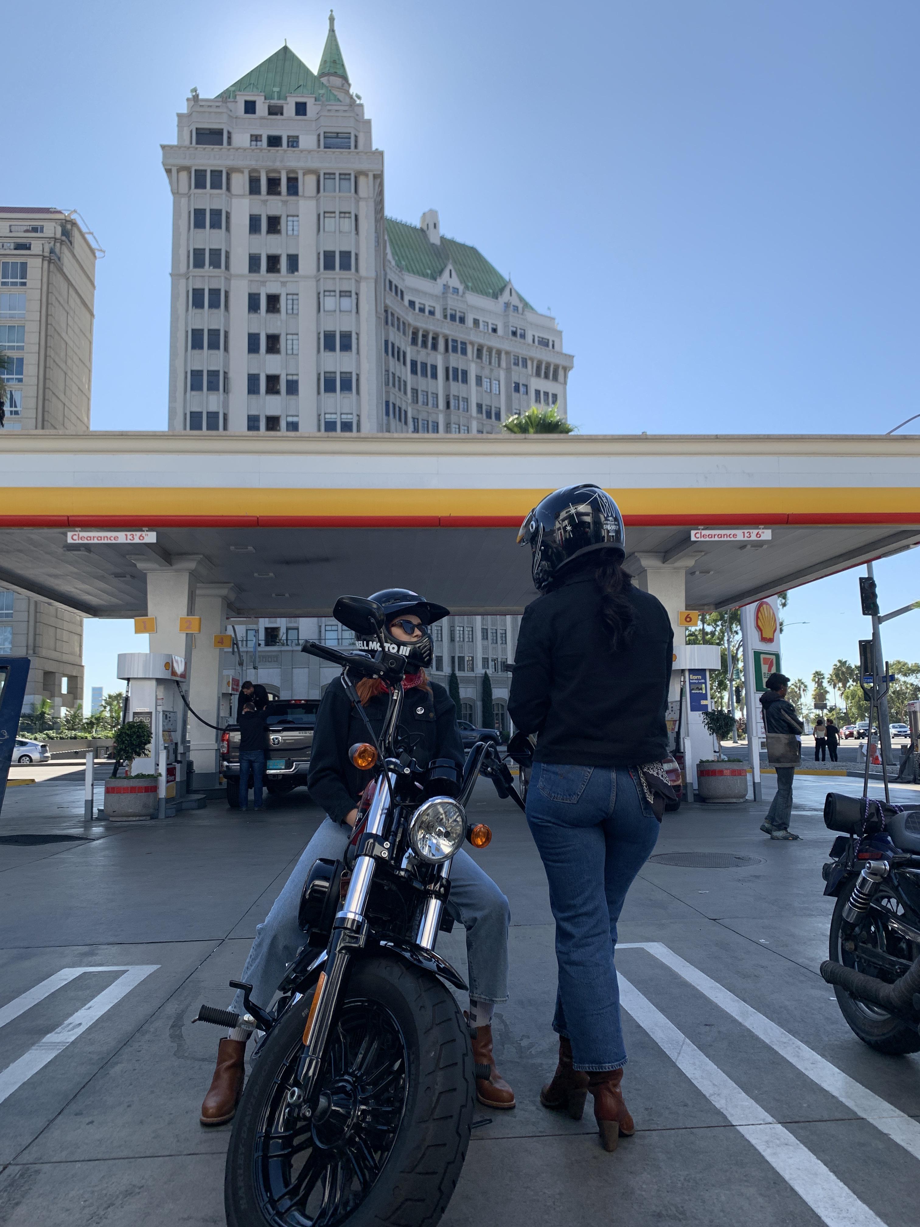 Long Beach Moto Girls | Scrolller