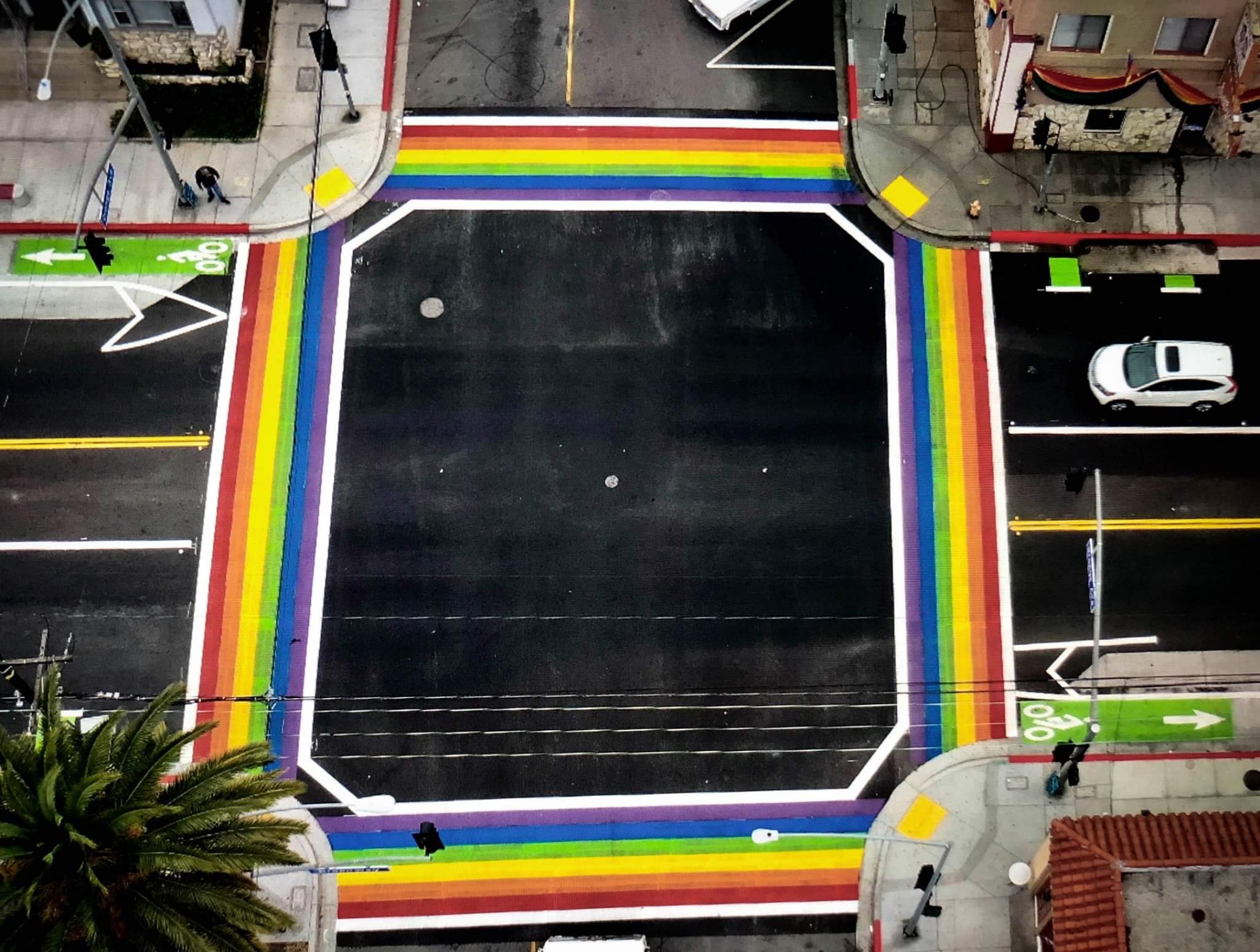 Long Beach Rainbow Crosswalks activated! What happens if you stand in the center? | Scrolller