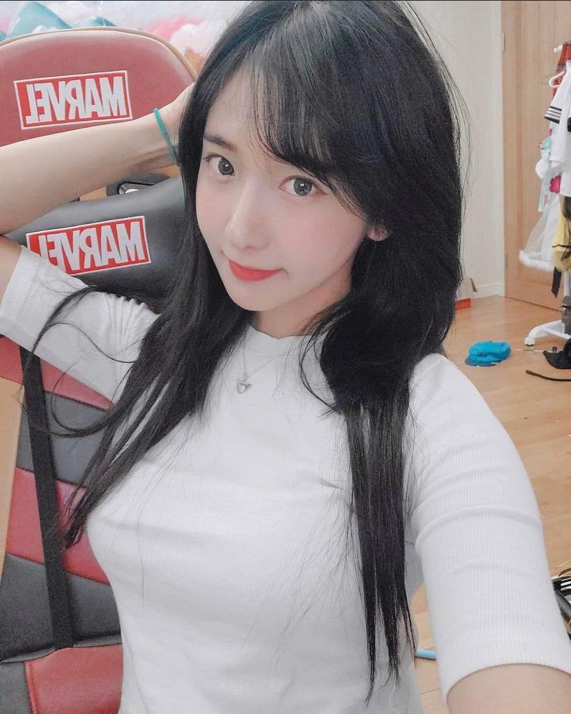 Long hair | Scrolller