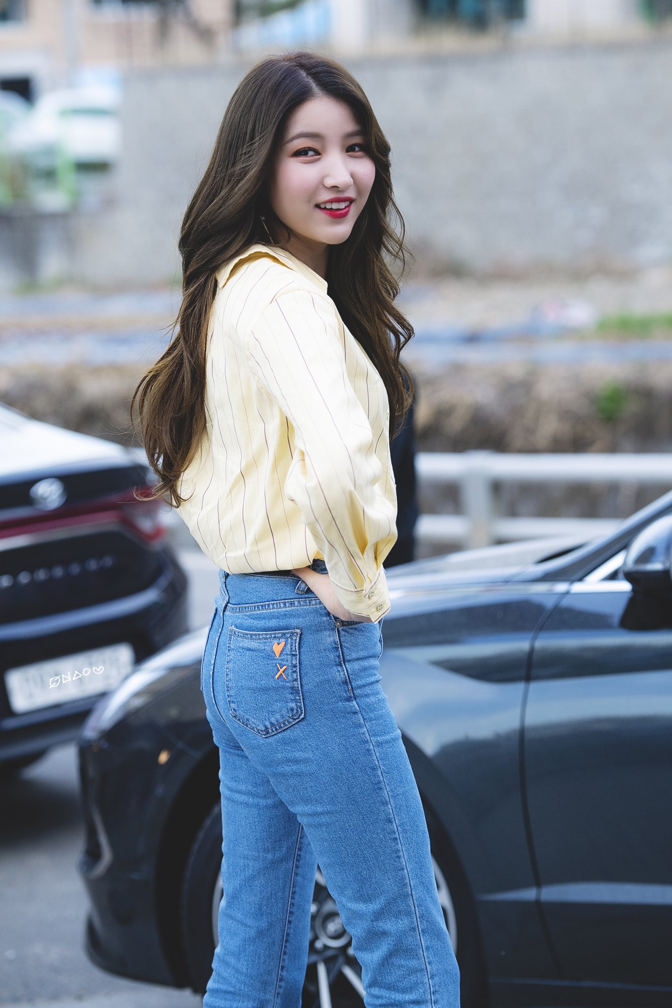 Long Sowon! | Scrolller