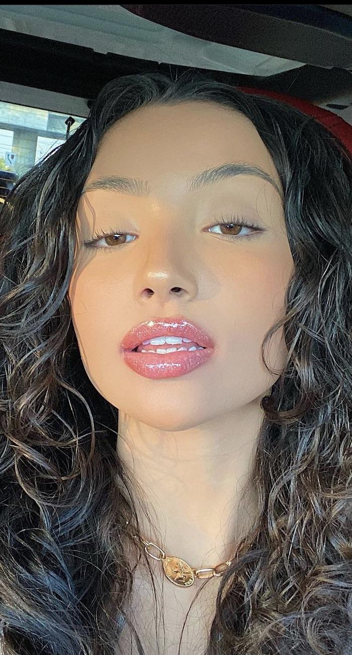 Looking for bull cocks to cock and drench this slutty teen (must start off with a cock trib) kik ...