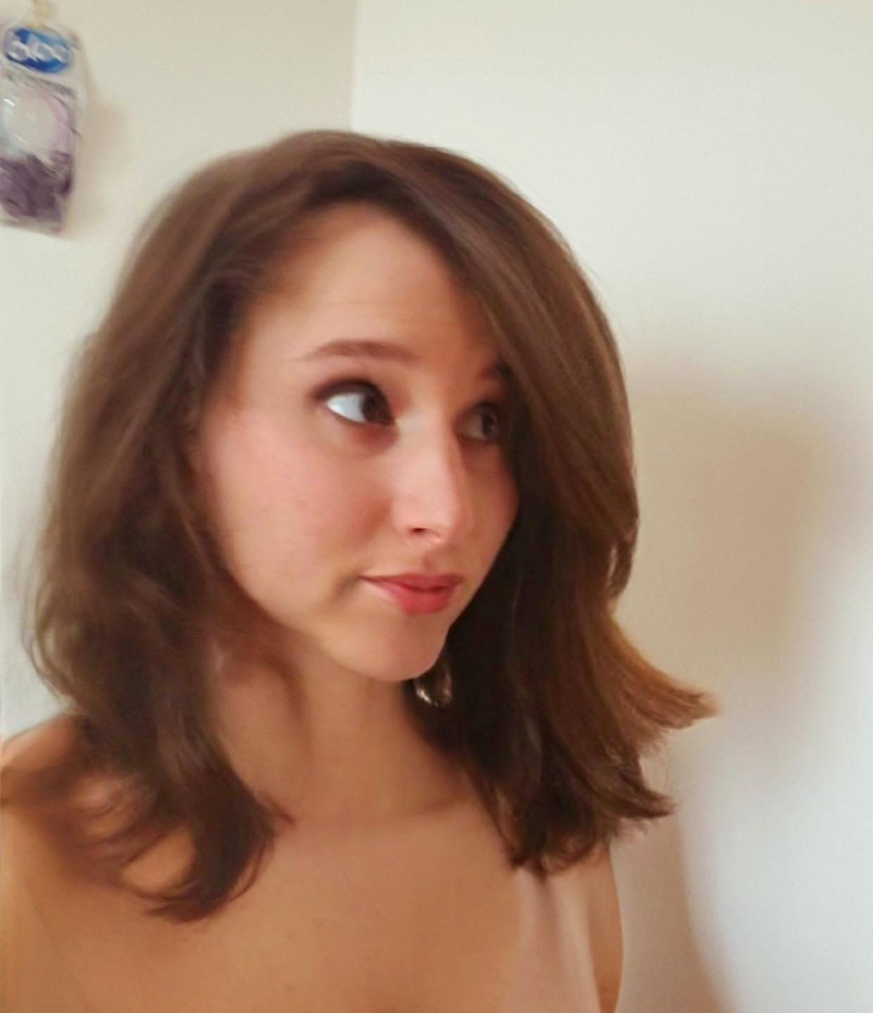 Looking right because my masculinity left x | Scrolller