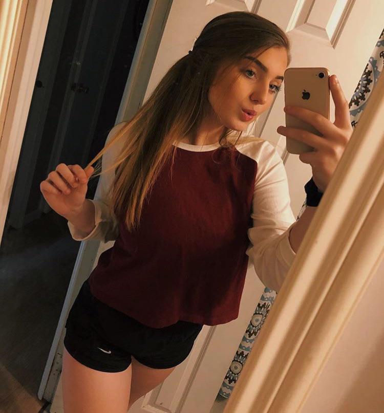 Looking to chat about girls I know hmu wickr hssnuffbro | Scrolller