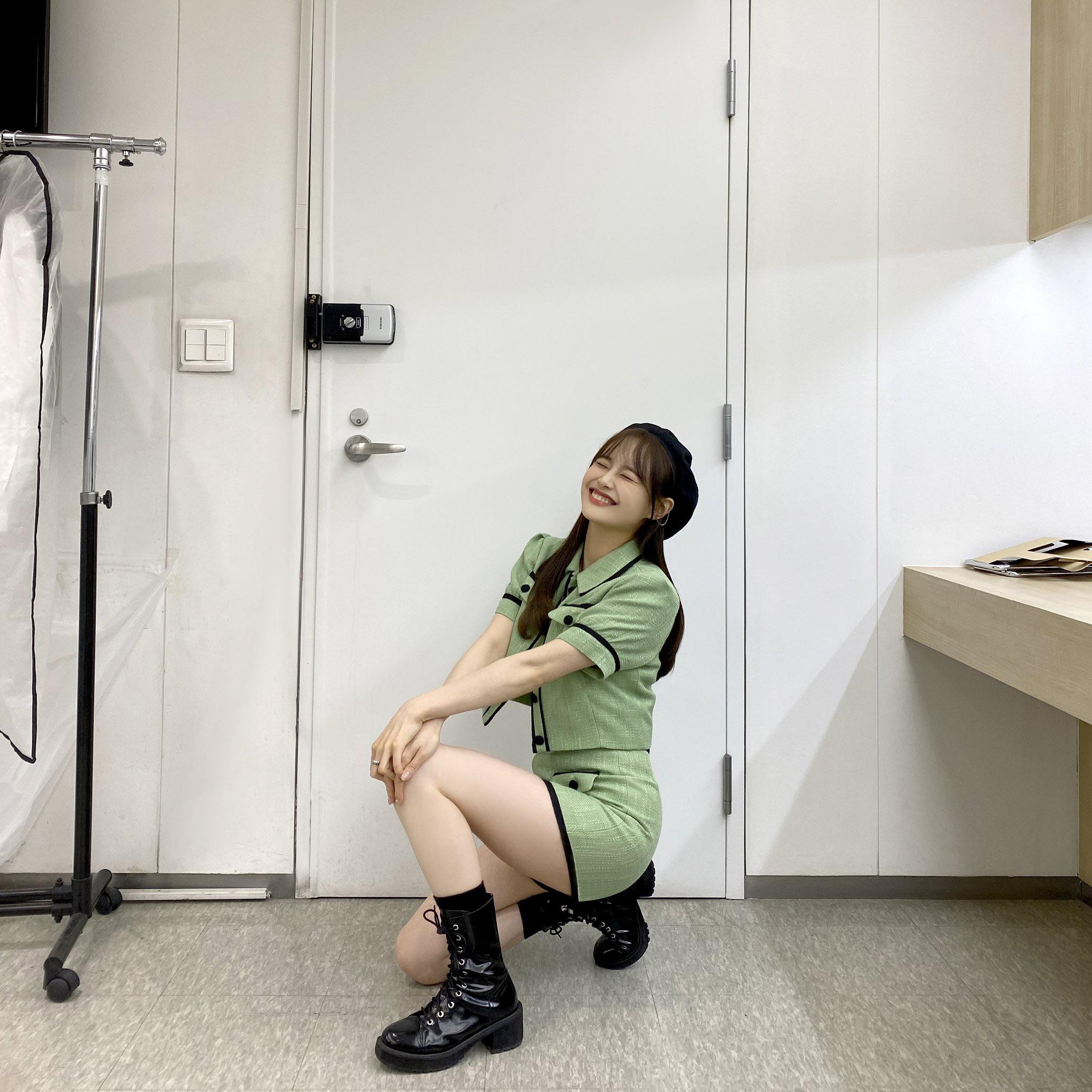 Loona - Chuu | Scrolller