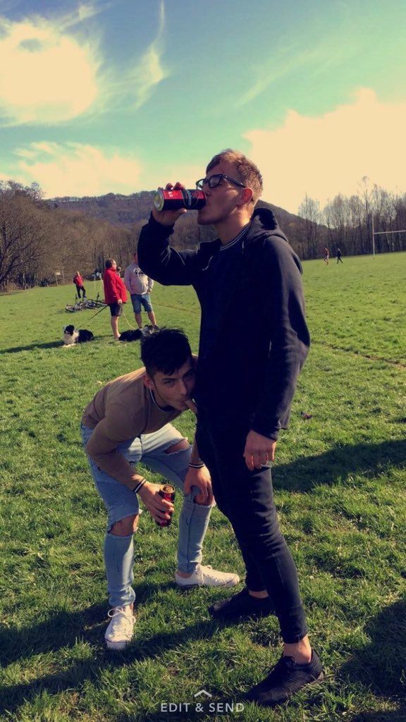 Lost a bet | Scrolller