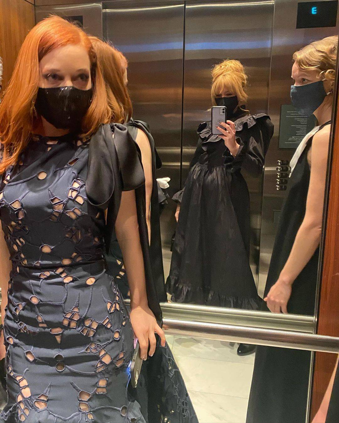 Love in an Elevator | Scrolller