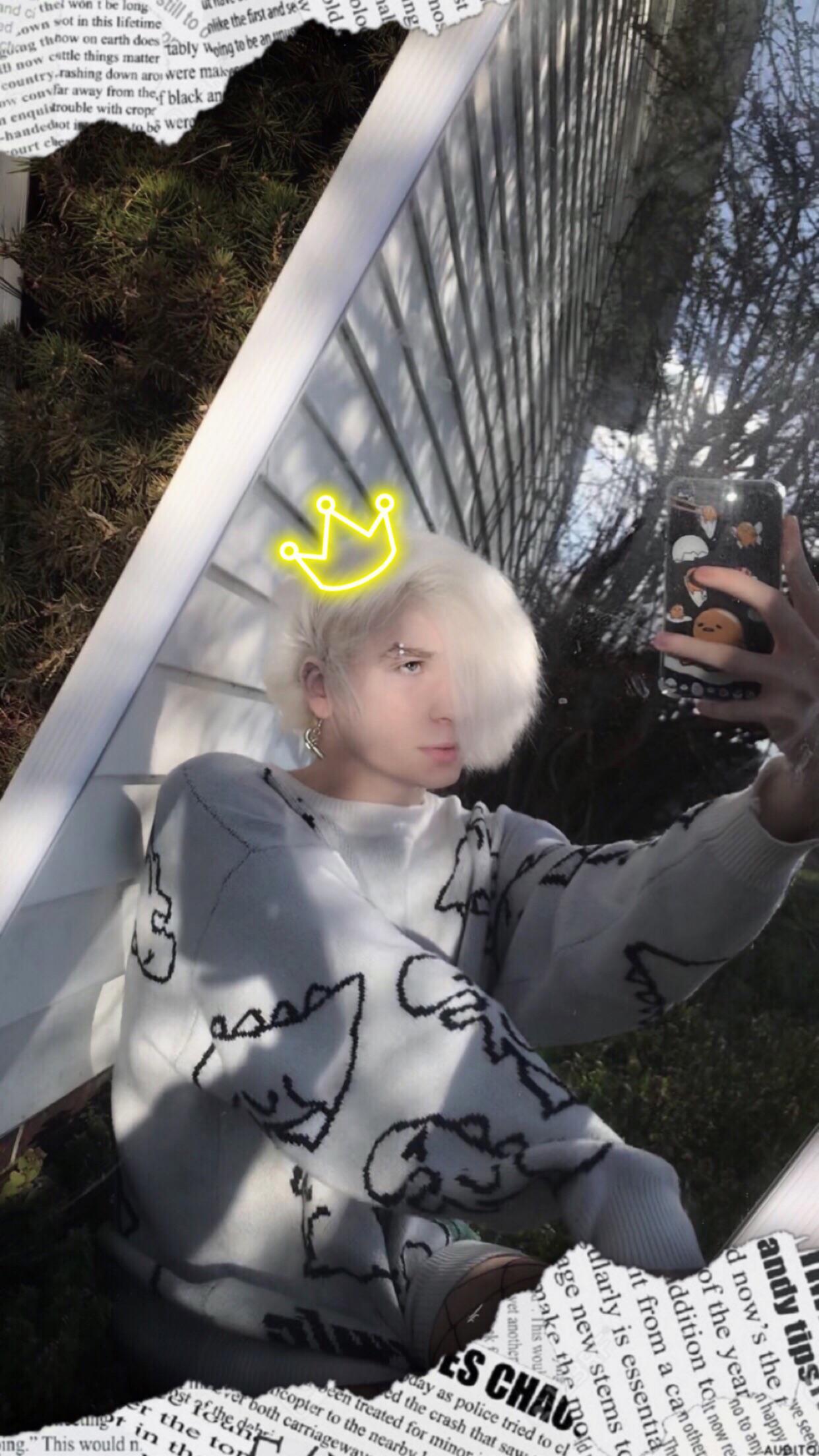 Love meeee | Scrolller