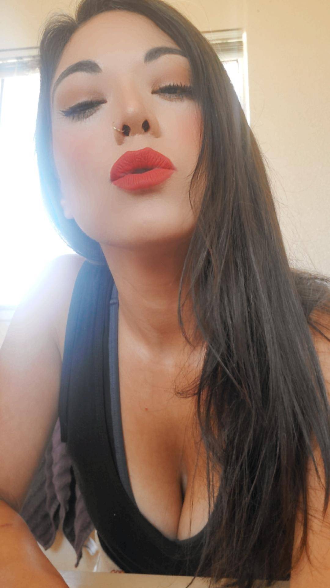 Love red lips💋(f30) | Scrolller