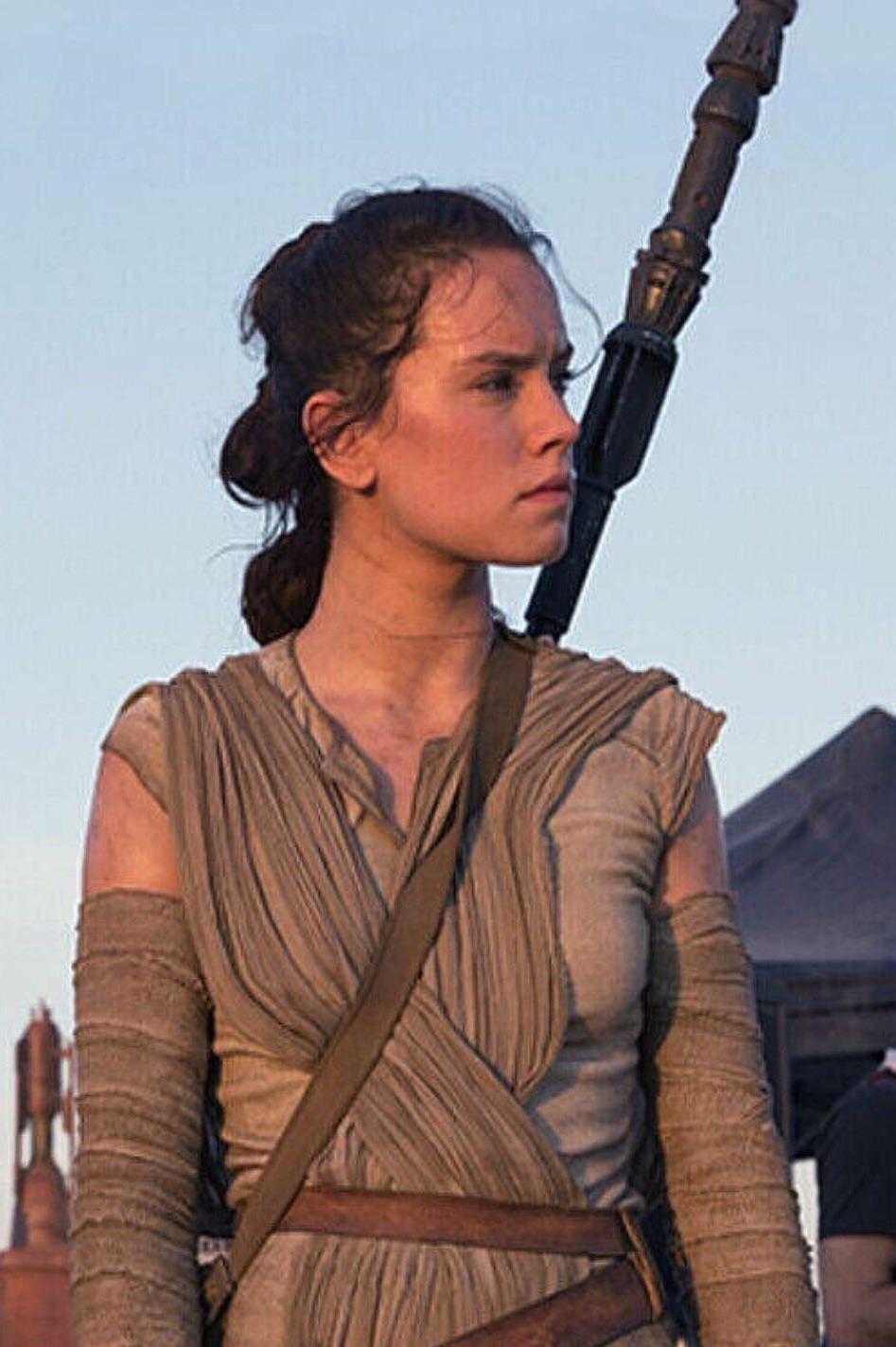 Rey (Daisy Ridley) should’ve traded her body for those portions, just like Daisy did for the ...