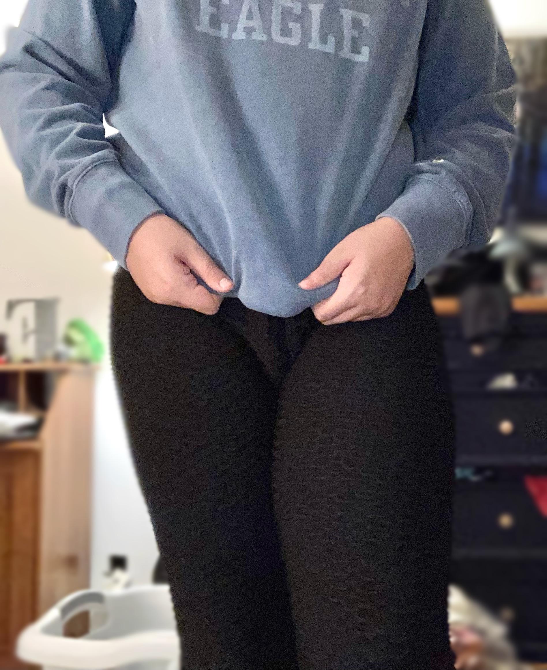 am i thicc enough for you? 😘 | Scrolller