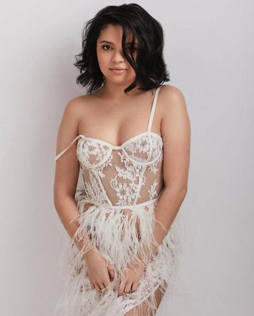 love young celebs like 19 year old Cree Cicchino | Scrolller