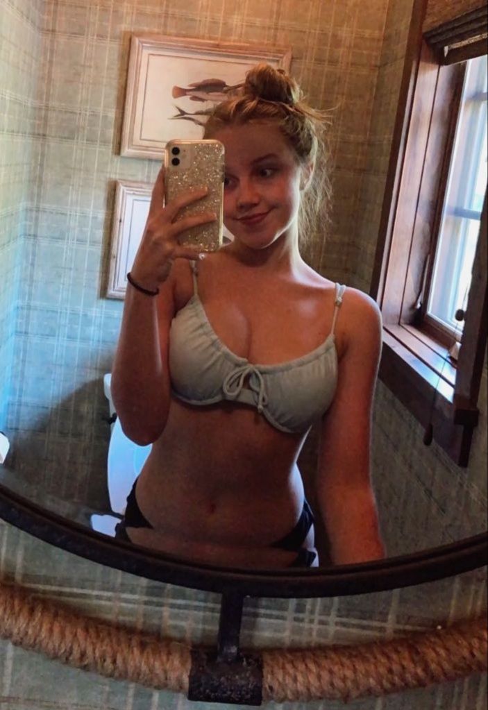 Lovely pair | Scrolller