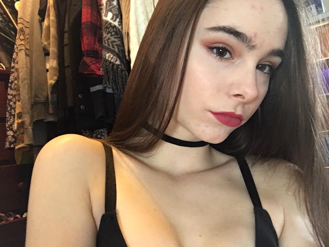 Loving dem eyes | Scrolller