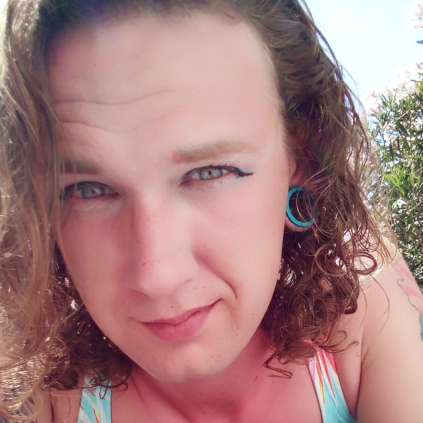 Loving This Sun πππ§‘π Scrolller