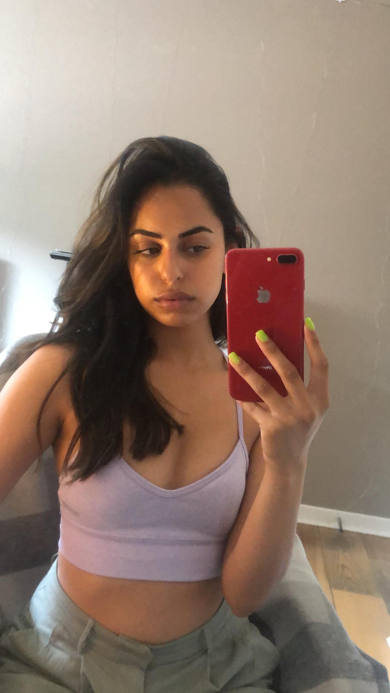 Purple 💕 (f) (23) | Scrolller