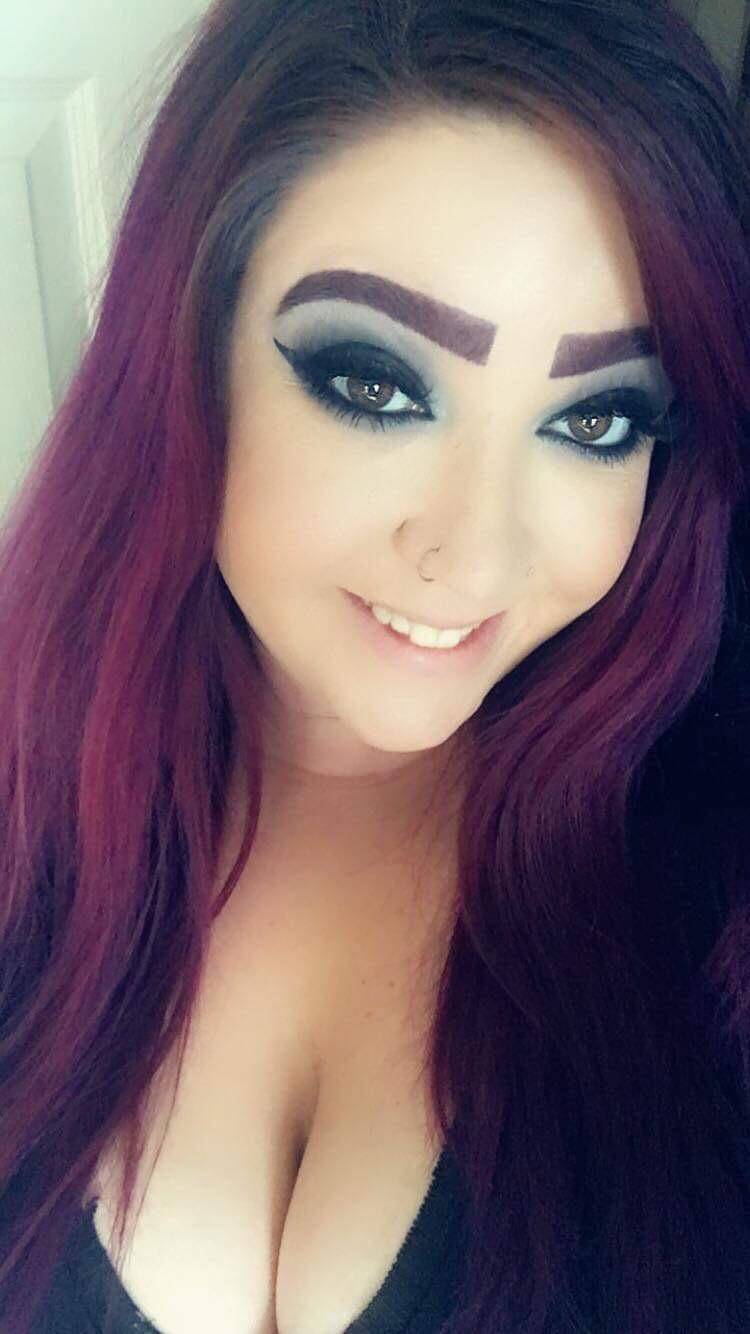 Low-key Spooky Slut 👻 | Scrolller