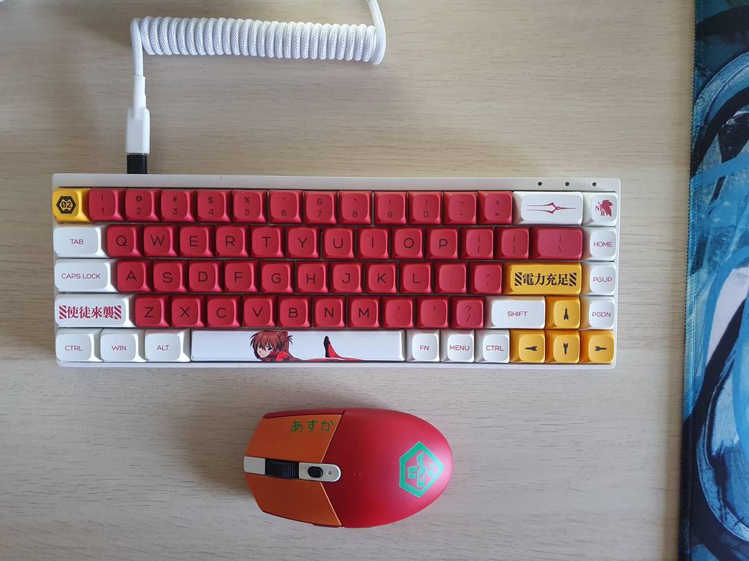 Lurked and first post here, not a full blown custom here's my Durgod Hades with EVA 02 keycaps ...