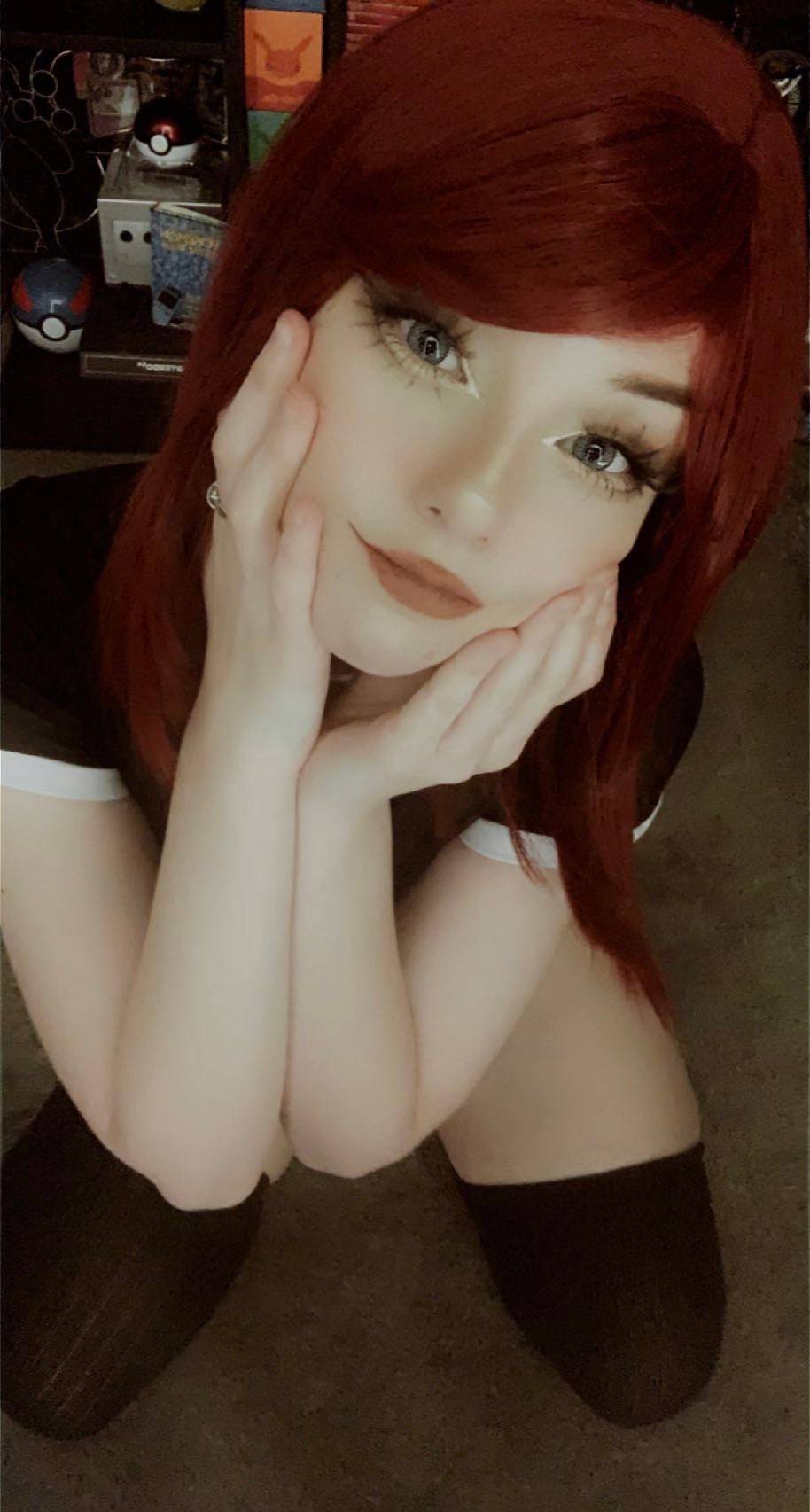 Lusty Argonian Maid | Scrolller